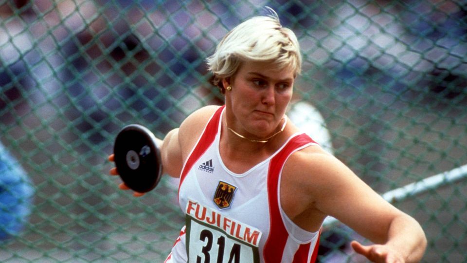 Fallece Ilke Wyludda, campeona olímpica de disco, fallece a los 55 años ...